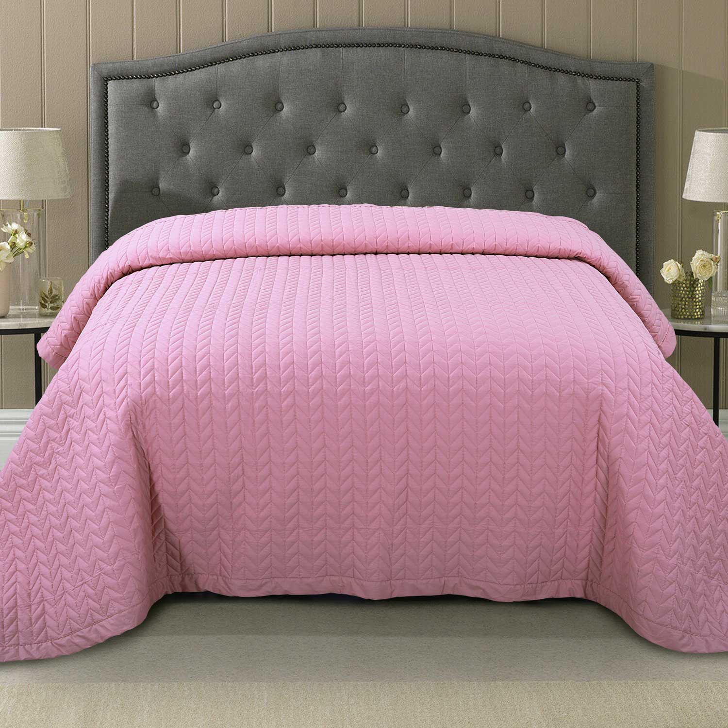 1 PC LUXURY DYED QUILTED BED THROW – Linen and Beyond